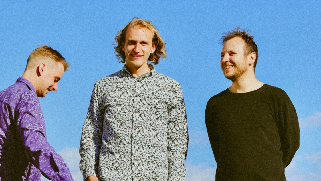 Grupa “So Lucid Electric Feel” izdevusi otro albumu | Rīts.lv, Latvijas ...